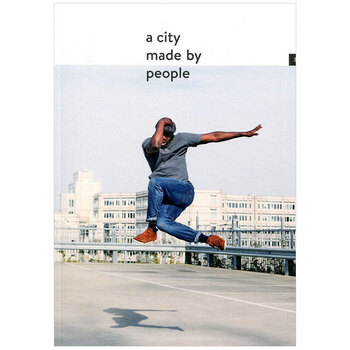 【包邮】订阅a city made by people   城市生活风格志 荷兰英文 年订2期原版