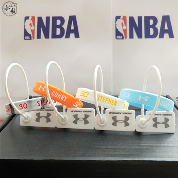 【掌柜推荐】斯蒂芬·库里NBA球星库里手环勇士队30号 篮球运动硅胶腕带学生礼物情侣夜光款 任意挑选2款【下单备注】