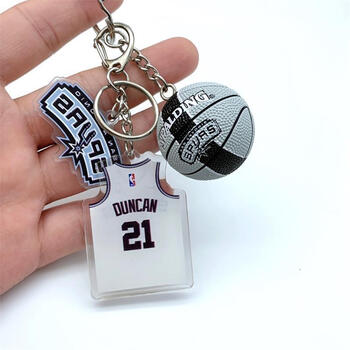 NBA迷你篮球钥匙扣詹姆斯库里科比书包挂件公仔男生个性创意潮流 21号邓肯球衣+马刺篮球