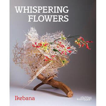 Whispering Flowers: Ikebana: Ikebana